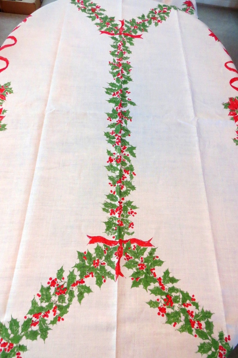 1970s EXTRA LARGE Christmas Tablecloth by Luther Travis Red | Etsy