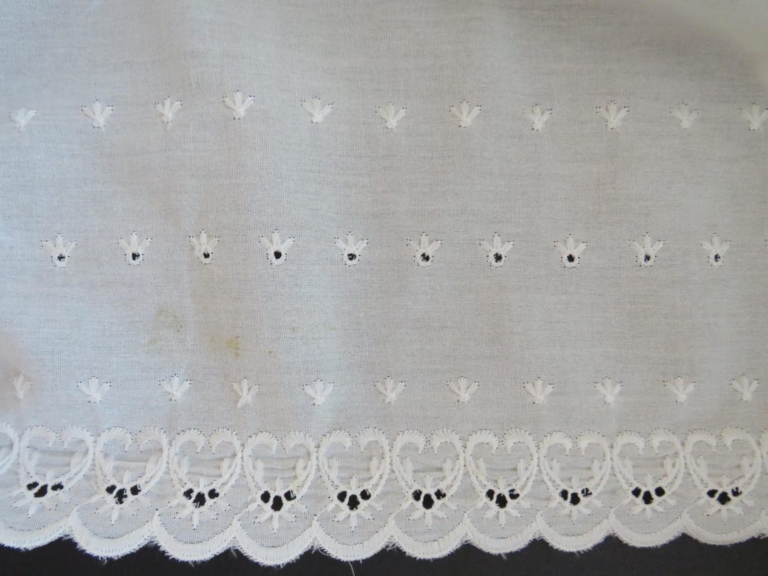 Vintage CREAM Full Double Dust Ruffle - Ecru Embroidered Eyelet ...