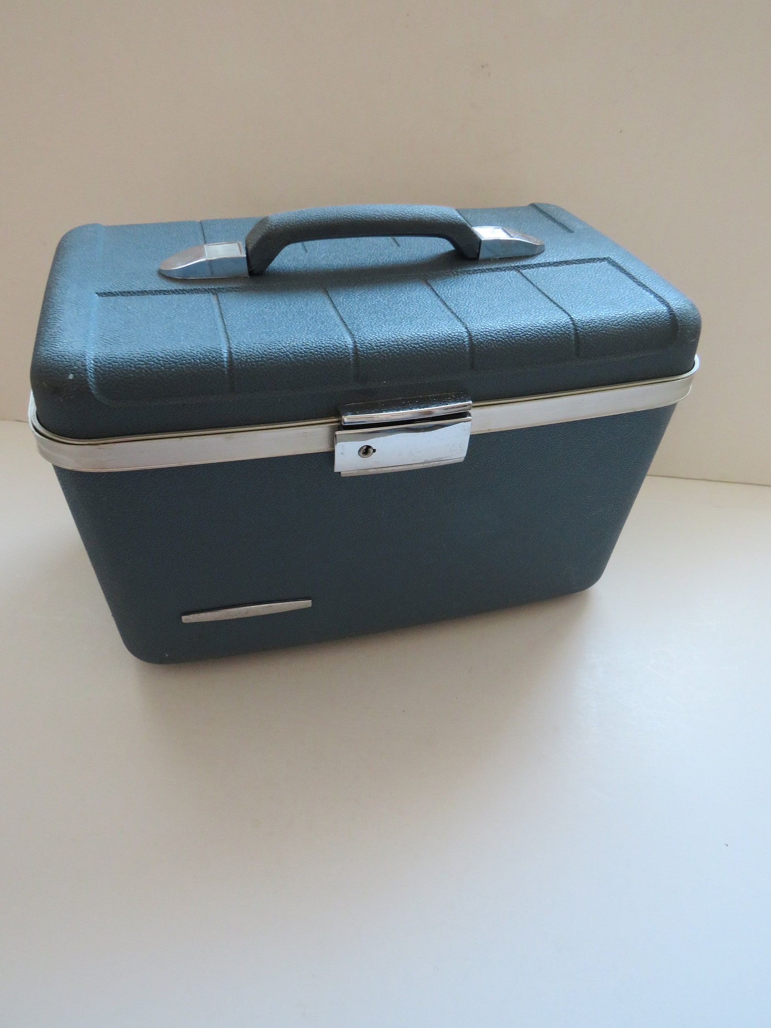 1970s Blue Train Case by Star Flite - Small Suitcase Travel Case With ...