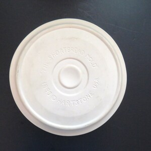 1993 Round Christmas Shortbread Cookie Mold by Hartstone - Etsy