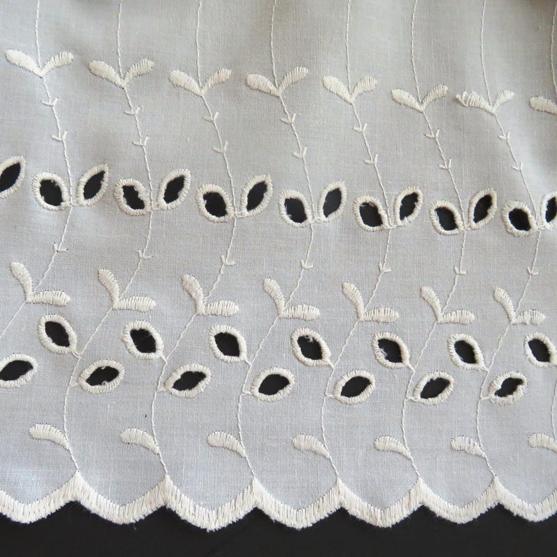 Lace Dust Ruffle - Etsy