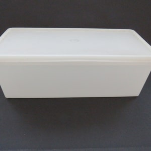 Tupperware Jumbo Bread Box Large Bread Rolls Muffins Keeper - Etsy