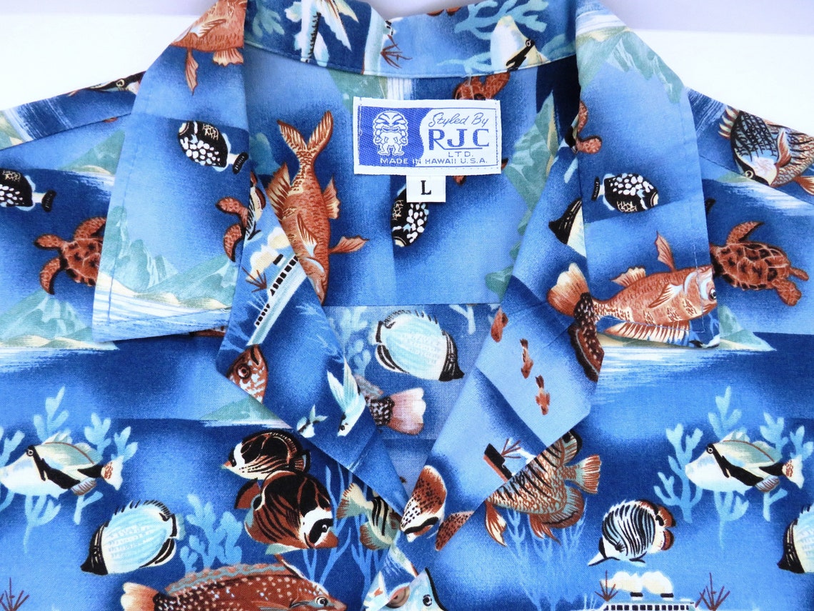 1990s Mens Blue FISH Hawaiian Aloha Shirt by RJC - Size Large ...