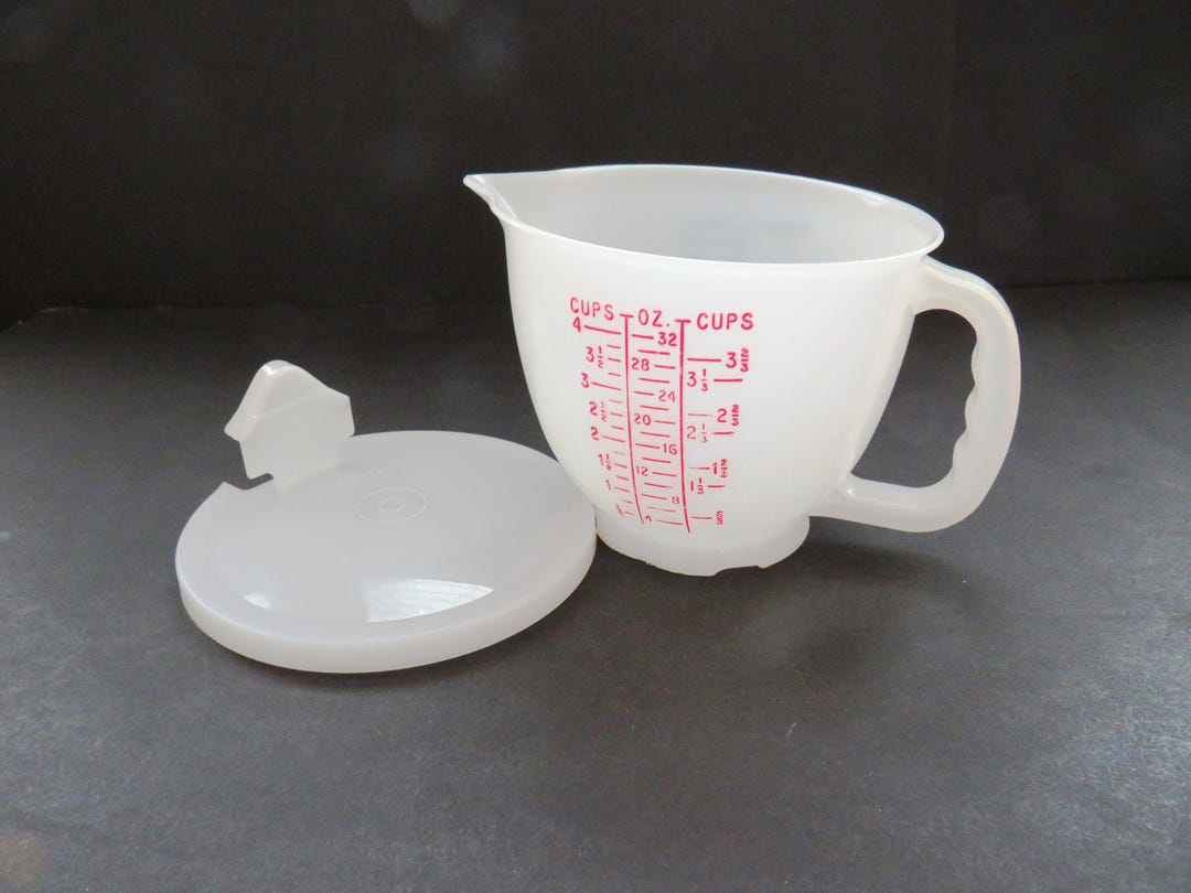 1970s Tupperware 4 Cup Measuring Cup Pitcher - Retro Mix N Stor Pitcher ...
