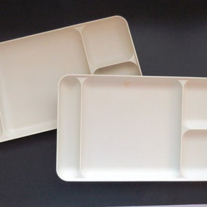 1980s Tupperware Divided Cafeteria Lunch Trays Set of 2 - Etsy