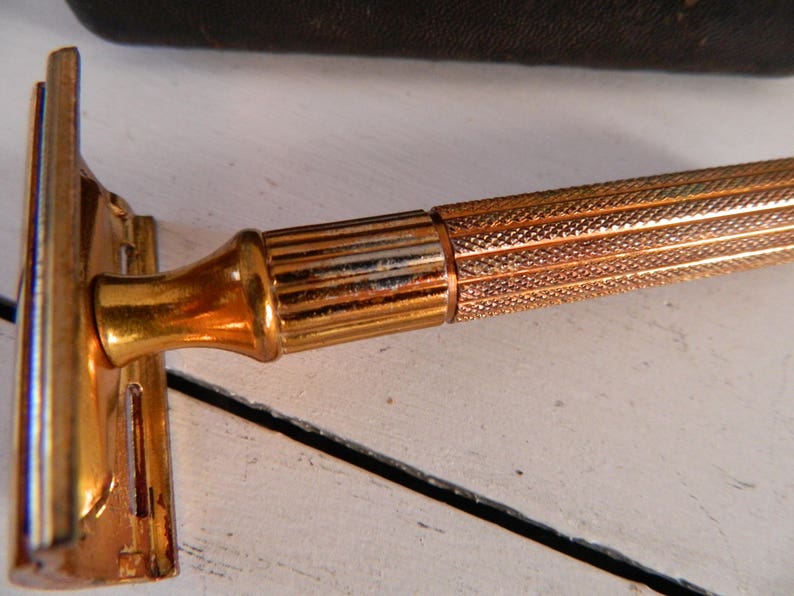 Vintage Gillette Gold Tech Razor and Case - Etsy