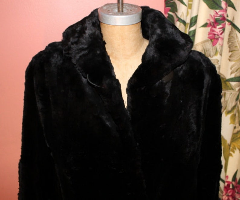 1920s Seal Plush Faux Fur Coat Vintage Flapper Era Luxurious Evening ...
