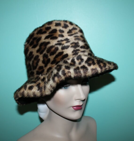 Vintage 60s Leopard Faux Fur Floppy Hat Beatnik Girl … - Gem