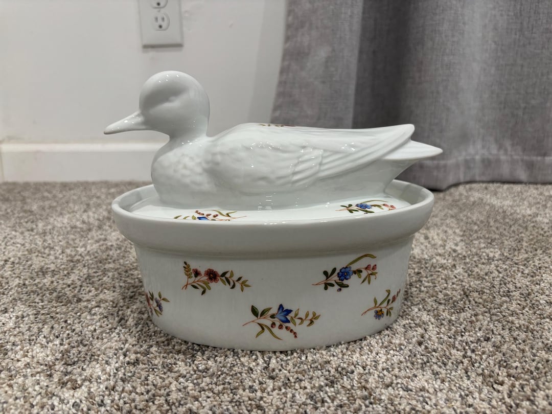 Vintage BIA Cordon Bleu Duck Ceramic Covered Casserole Dish Floral ...