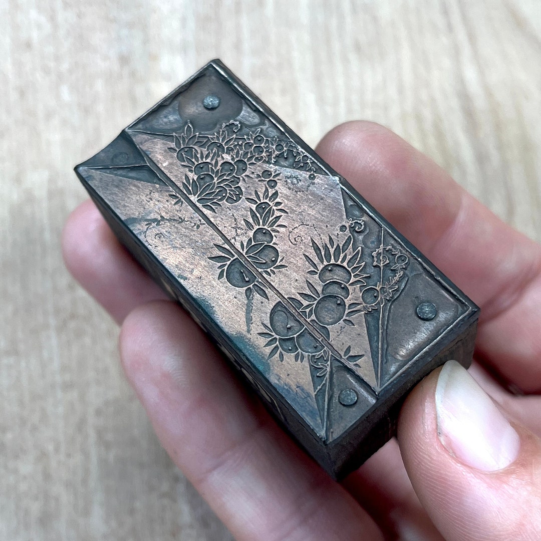 FRUIT FLORAL DESIGN Vintage Art Deco Letterpress Printing Block Corner ...