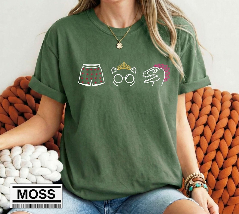 Dungeon Crawler Carl Minimalist Shirt Princess Donut Mongo Comfort ...