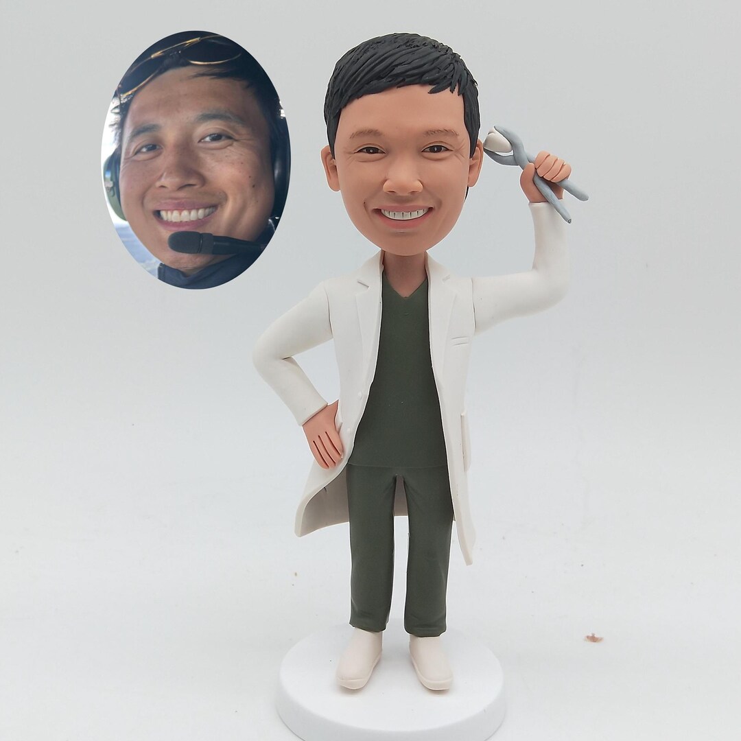 Dentist Bobblehead Figurine, Dental Doctor Gift, Clinic Desk Decoration ...