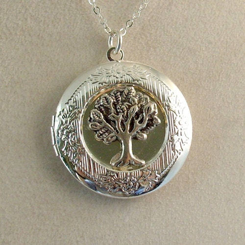 The Original Glow Locket Tree of Life Pendant Necklace - Etsy