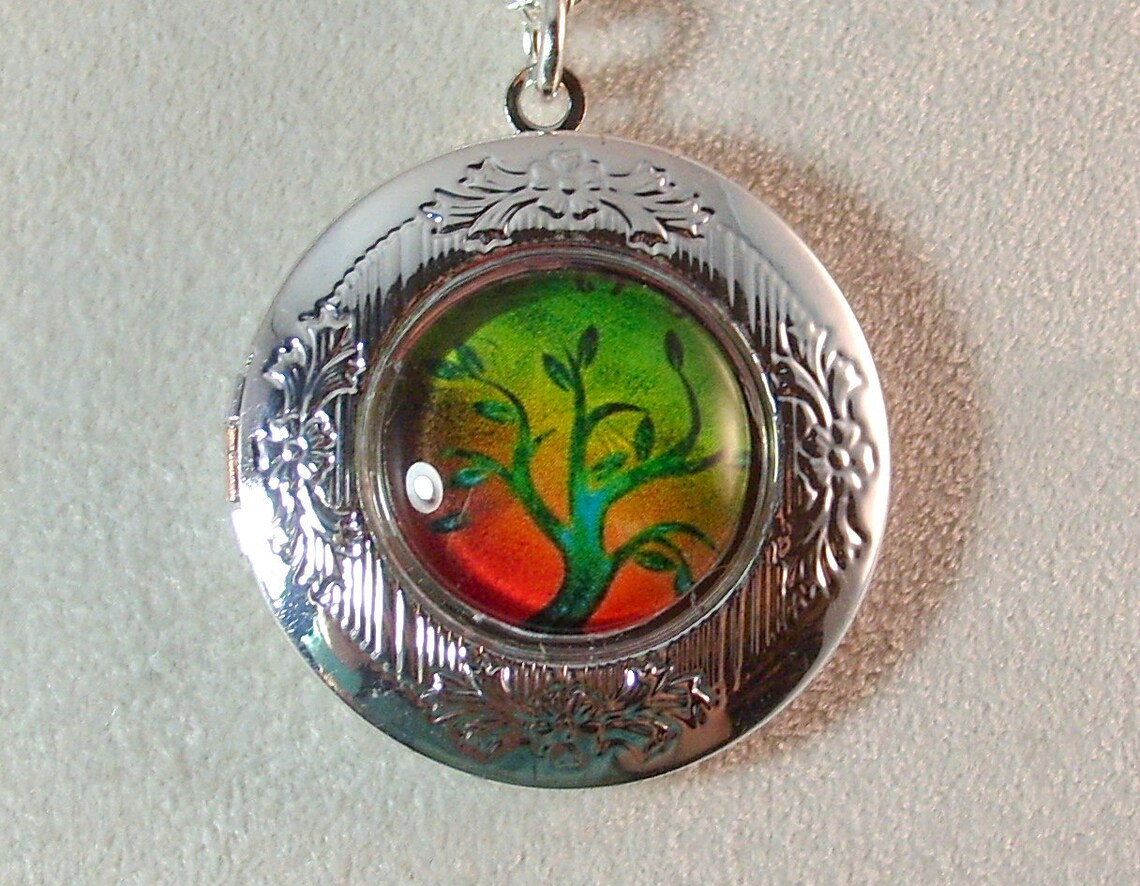 Picture Locket Green Tree of Life on Red Background | Etsy