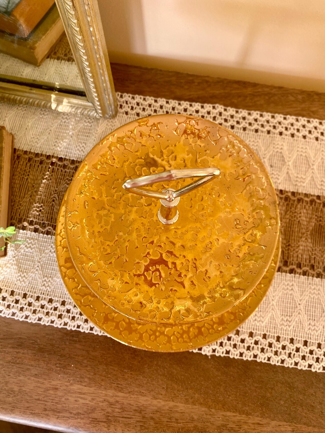Vintage 22K Gold 2-tier Serving Tray Weeping Bright Gold Dessert Stand ...