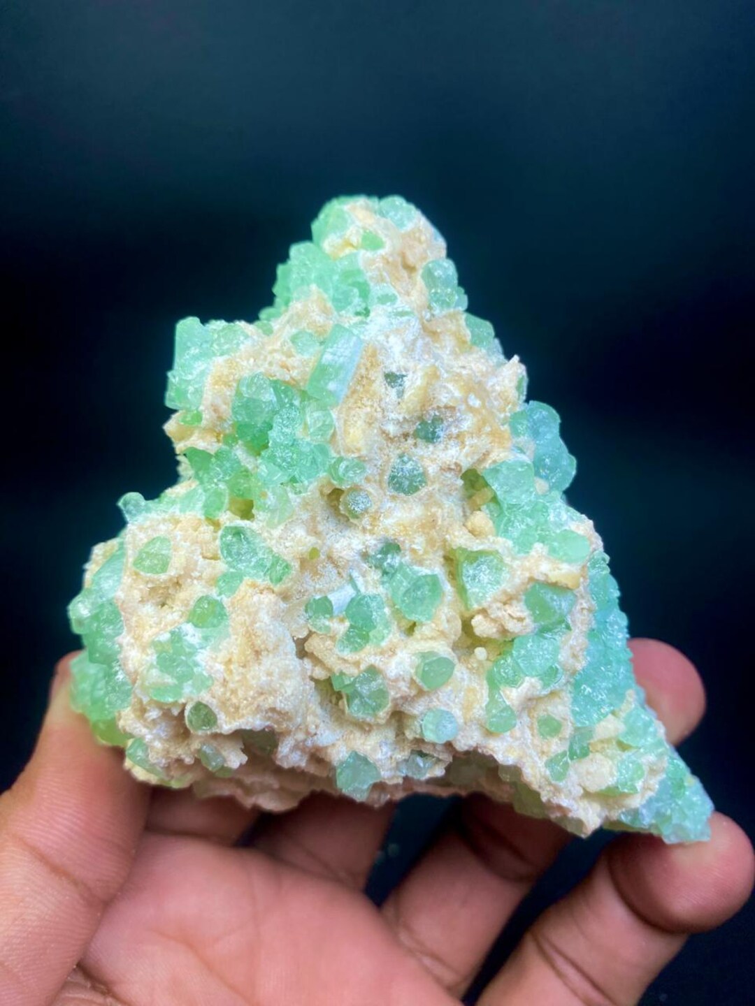 Spécimen de bouquet de tourmaline en écume de mer naturelle de forme ...