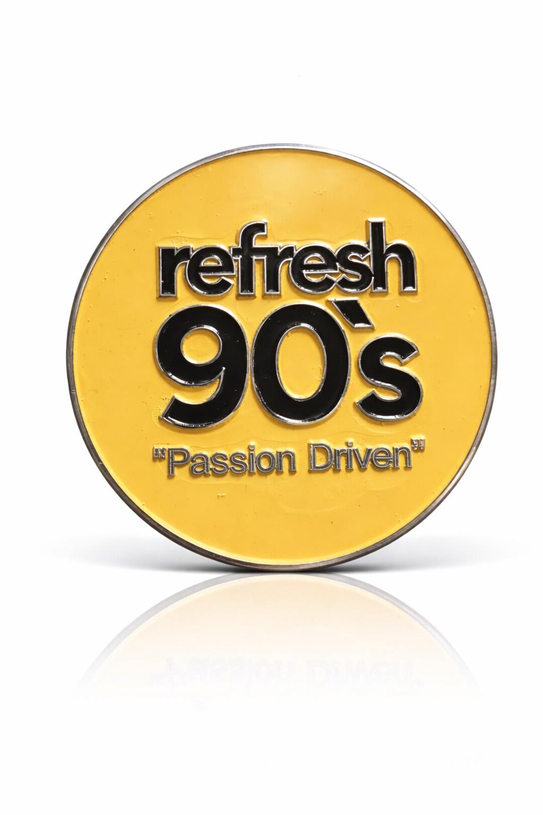 Retro 90s Badge – Vintage Style Metal Pin – Nostalgia 1990s Emblem ...