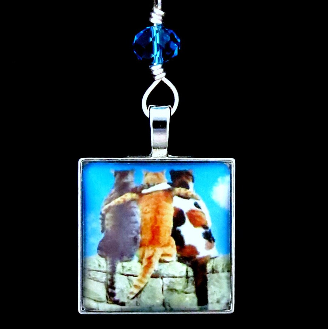 Kitty Cat Key Ring Multi-colored Cat Family Glass Picture Set in Silver ...