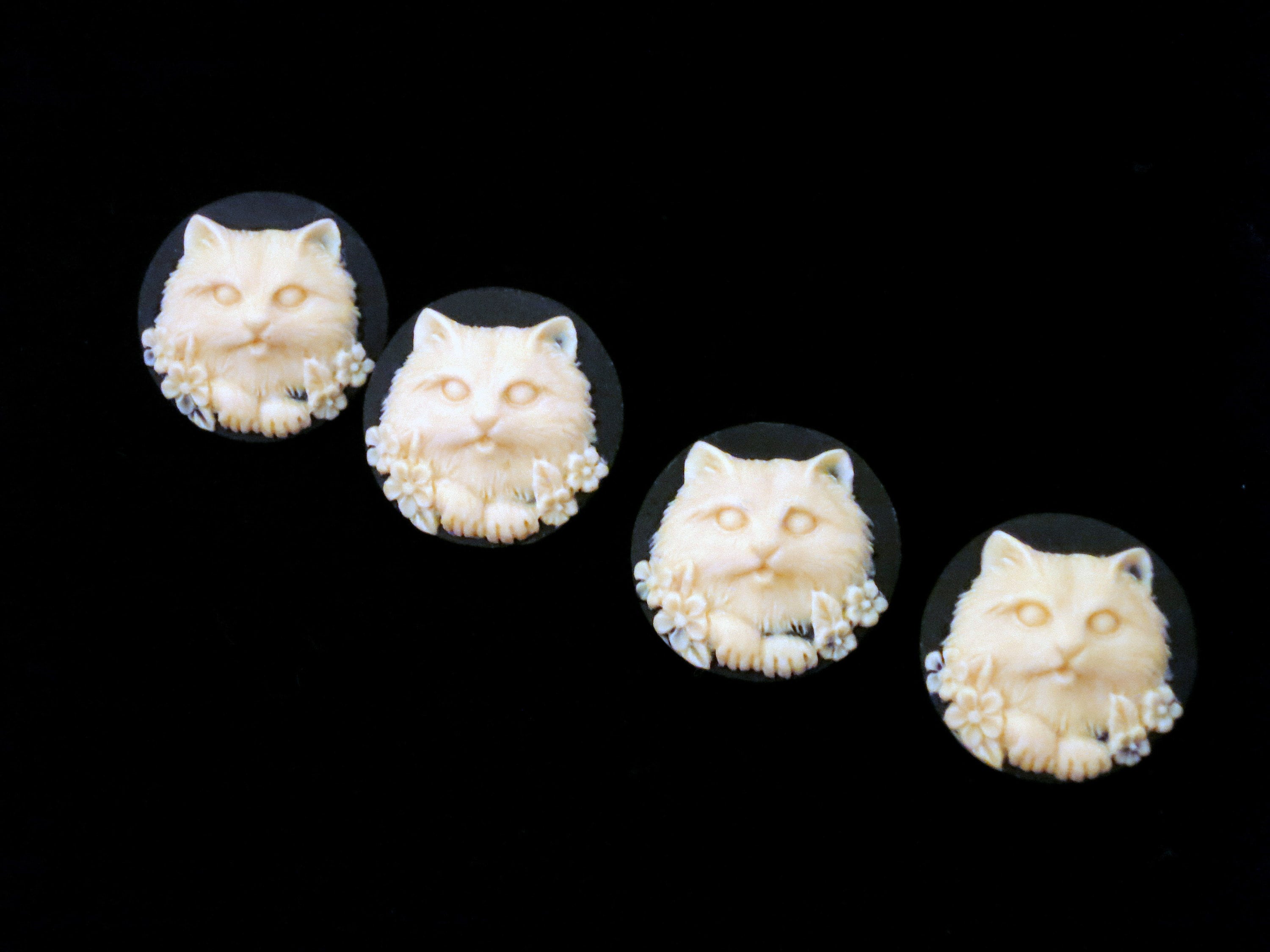4 Kitty Cat Buttons Black and Ivory Colored Full Face 4 Cat | Etsy