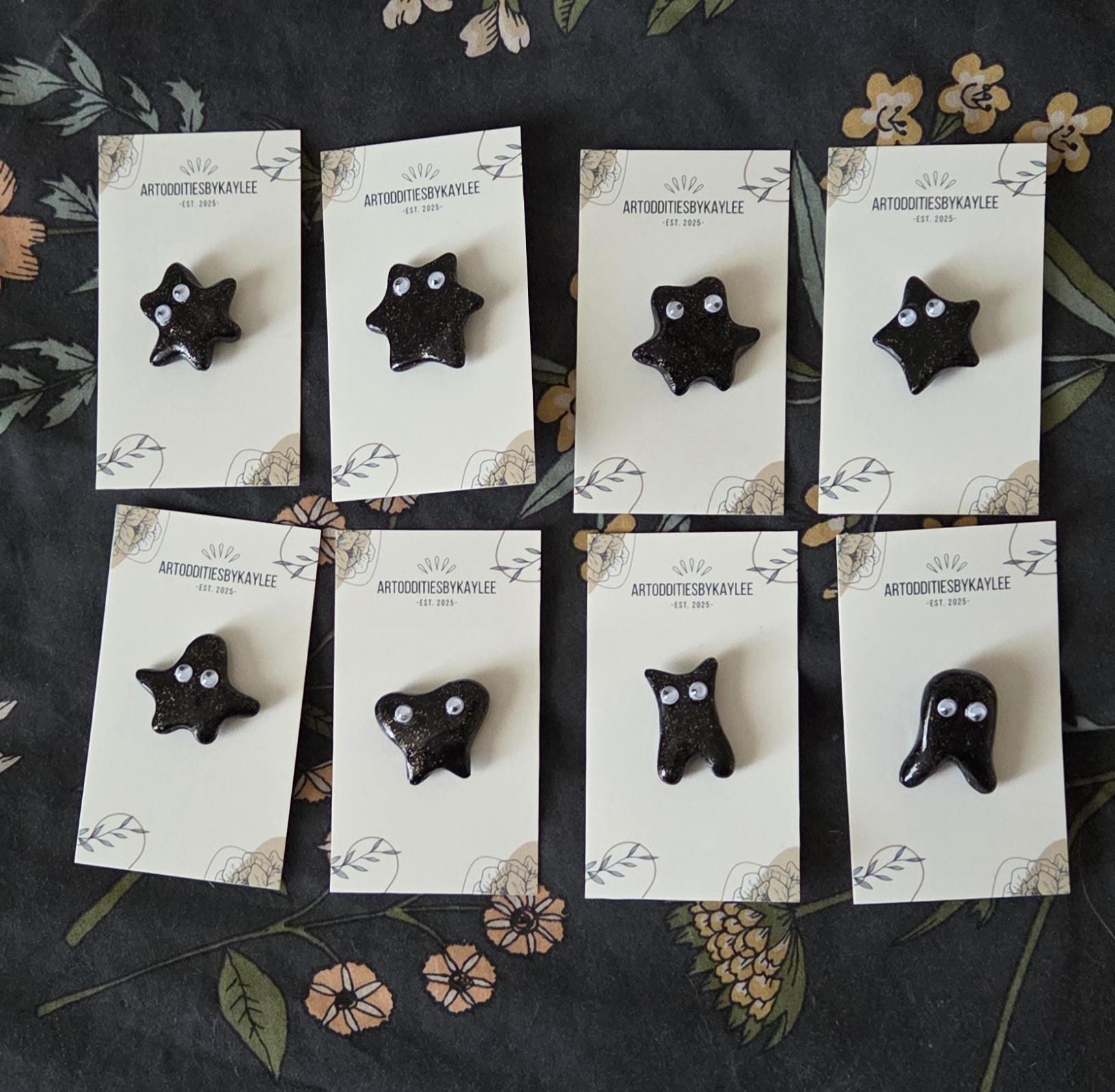 Black Clay Alien Pins With Gold Glitter & Googly Eyes - Etsy