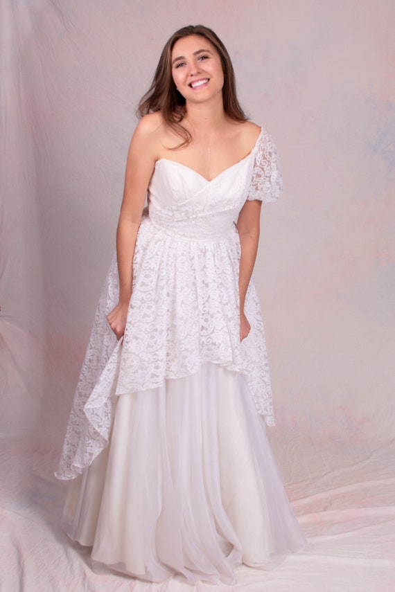 Vintage 1960's One Shoulder Sweetheart Neckline Princ… - Gem