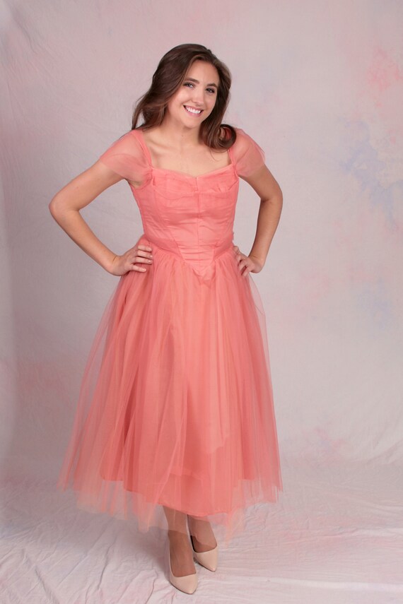 Vintage 1950's Alfred Angelo Salmon Pink Tulle Off th… - Gem