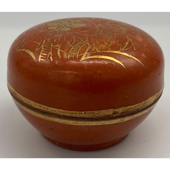 Vintage Chinese Porcelain Round Box - Iron Red with G… - Gem