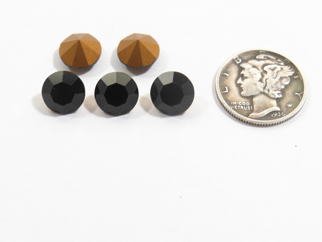 Preciosa Chatons Optima 39ss-8mm Jet black Gold Foiled - Etsy