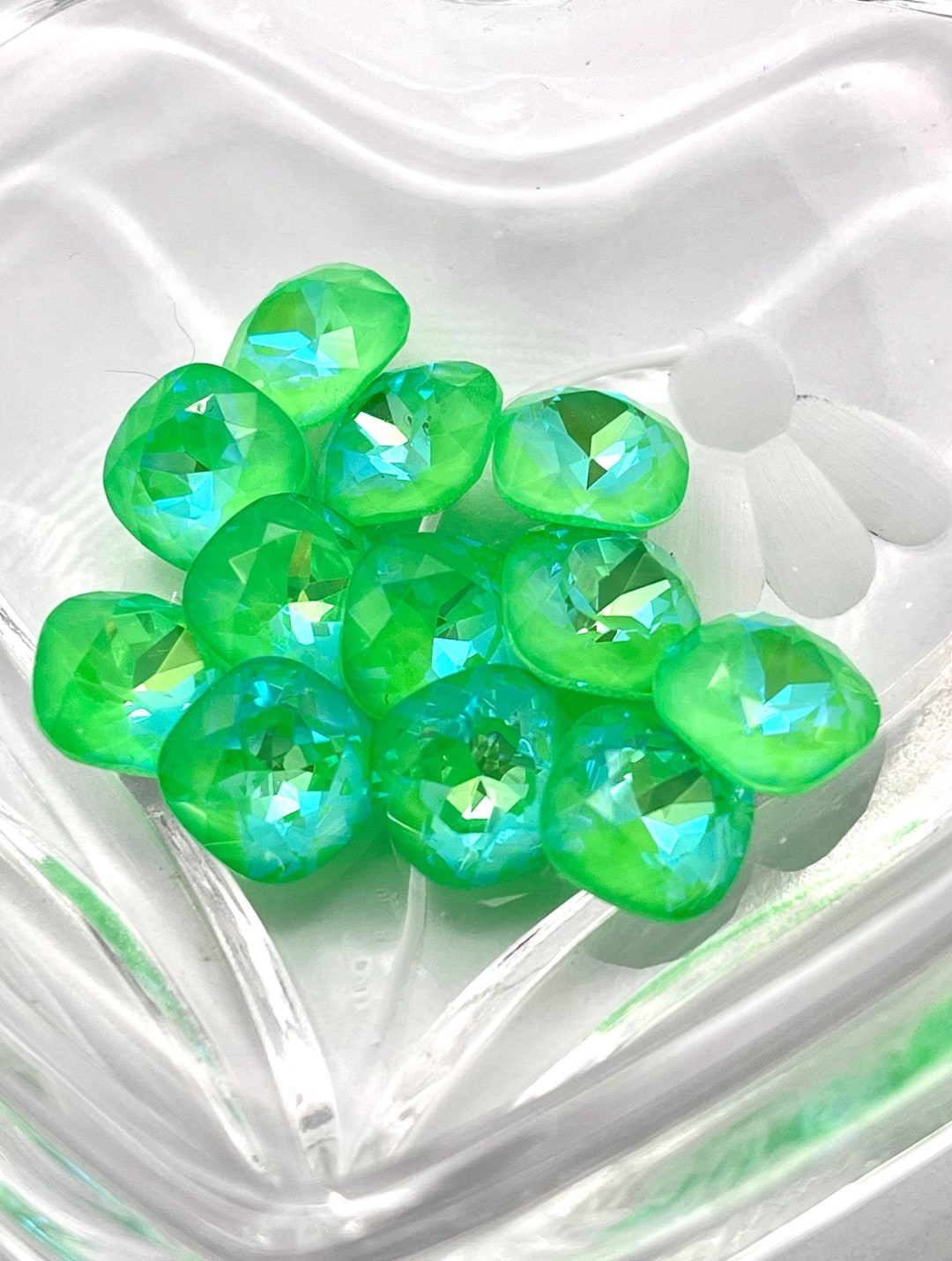 Ultra Glo Green AB UNF 10mm Preciosa Art 4470 Cushion Cut Stone - Etsy