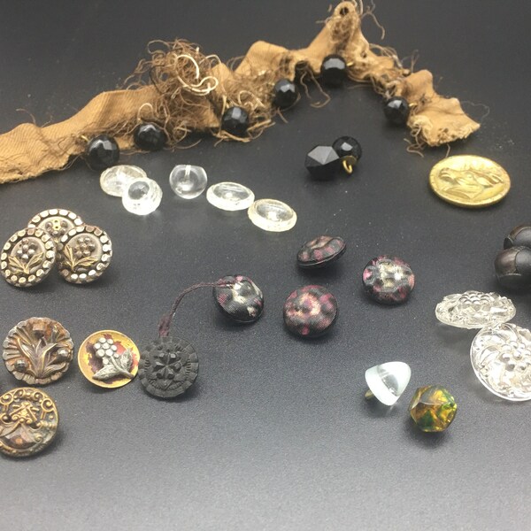 Antique Colonial Buttons - Etsy