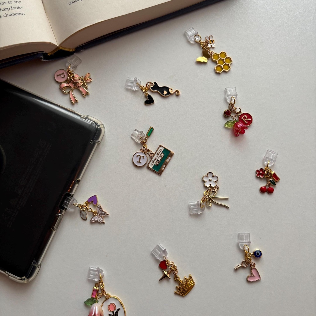 Custom Kindle Dust Plug Charm – Bookish USB-C / Micro USB Accessory - Etsy