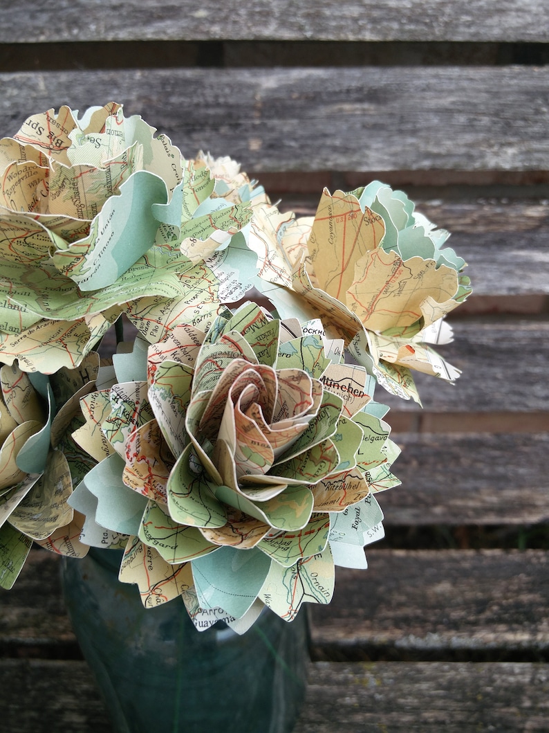 Map Flowers Half Dozen. Roses & Dahlias. Centerpiece | Etsy