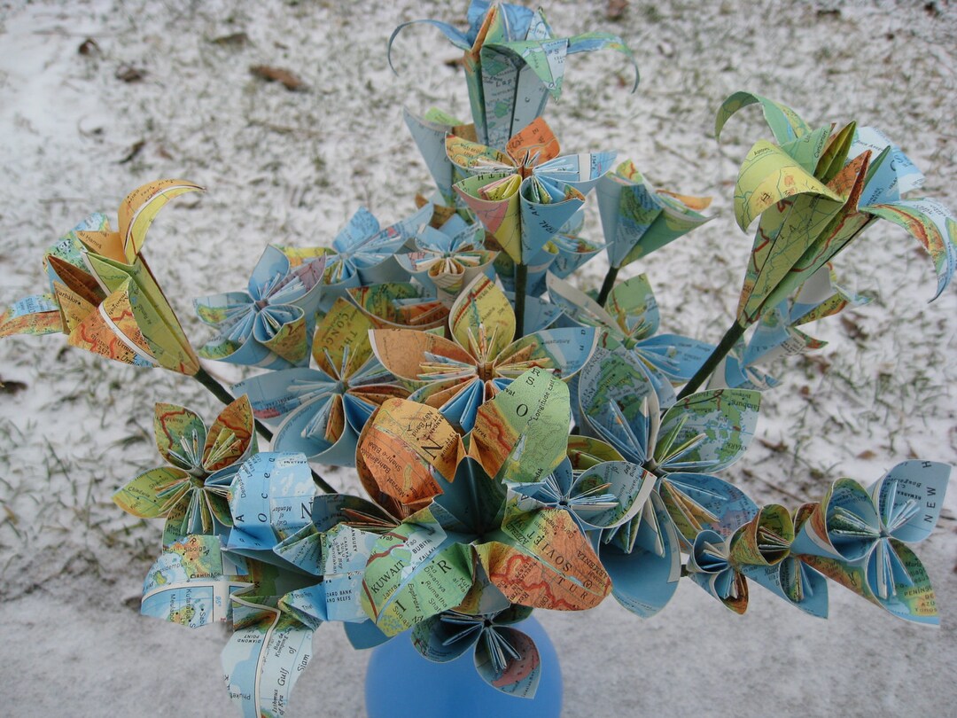 Vintage Map Paper Flower Bouquet, World Map. Origami Paper Flowers ...