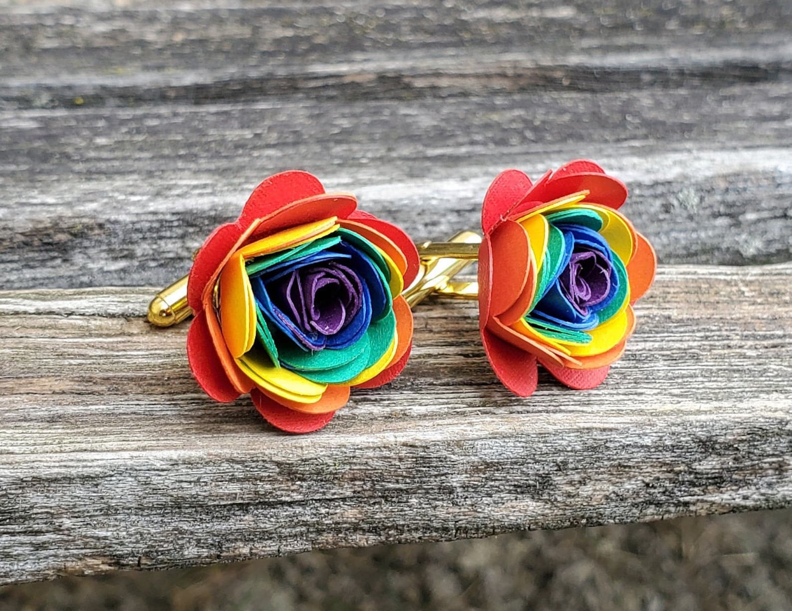 Rainbow Paper Flower Cufflinks. or CHOOSE YOUR COLORS - Etsy Israel