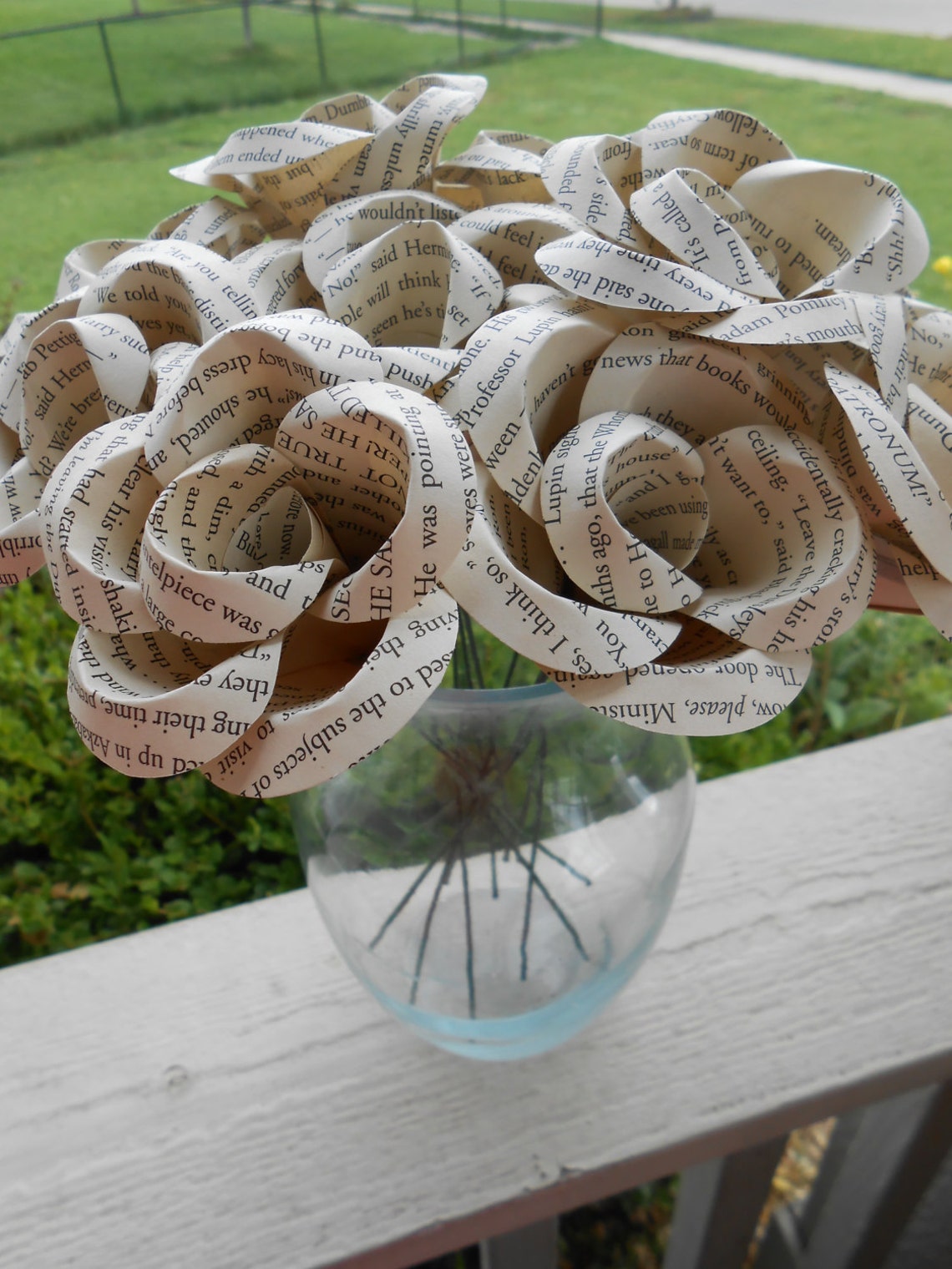 Tea Stained BOOK Dozen Roses. Perfect for First Anniversary, Weddings ...