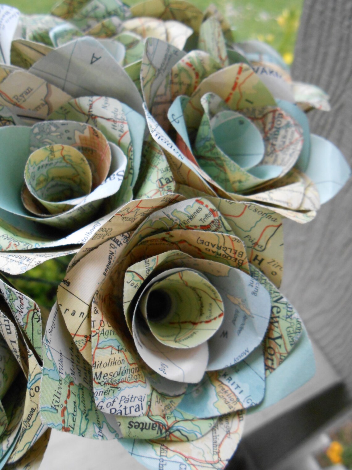 One Dozen Vintage MAP Paper Roses. Gift Wedding Anniversary - Etsy