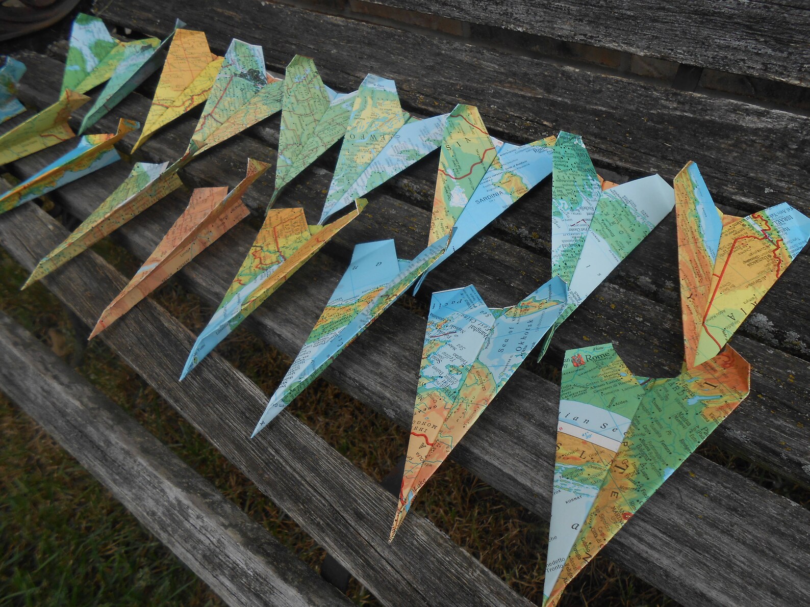Vintage MAP Paper Airplanes. Escort Cards, Wedding Decoration, Party ...