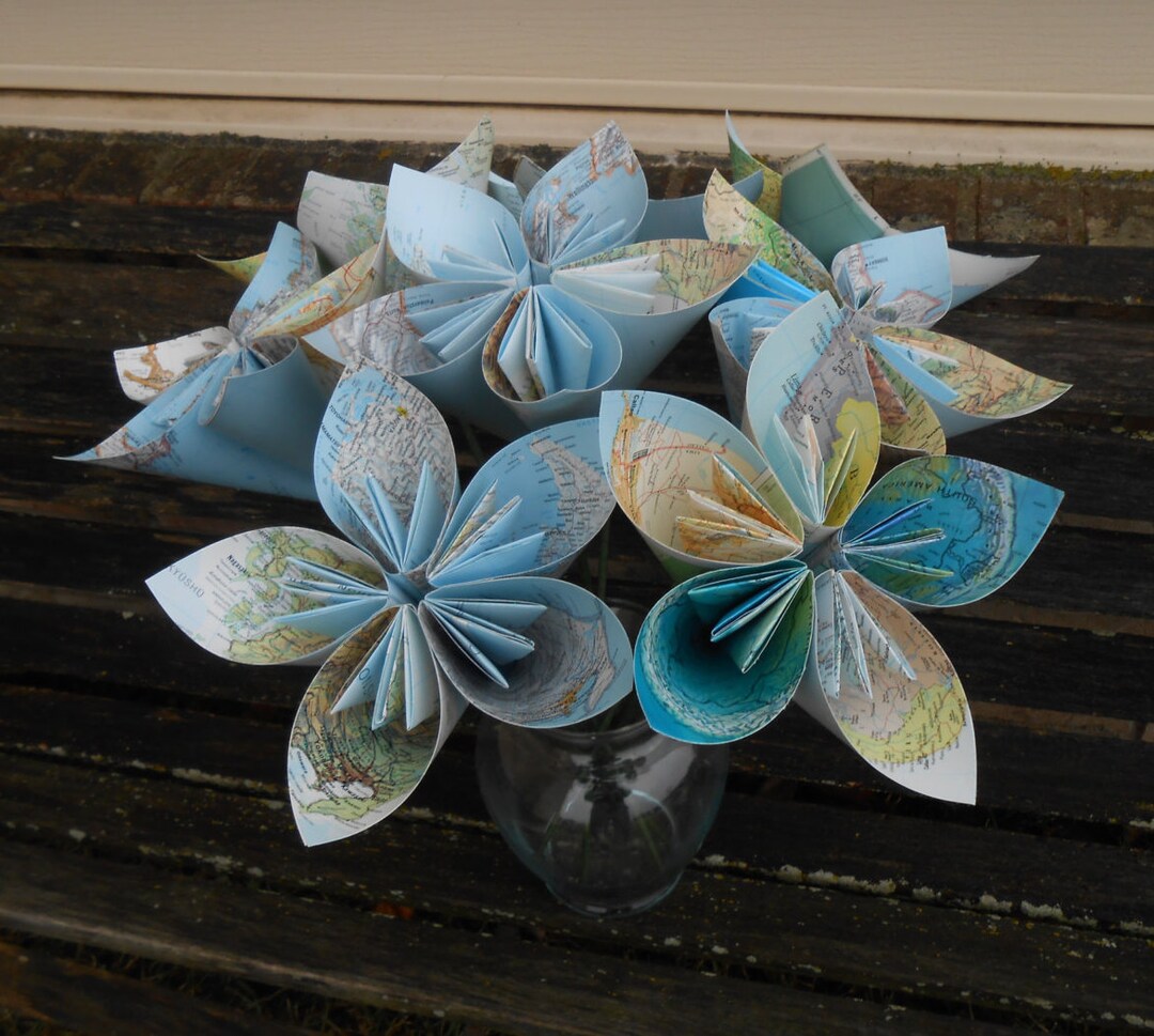 Huge Map Paper Flowers. Great for Weddings, Centerpiece, Decoration ...