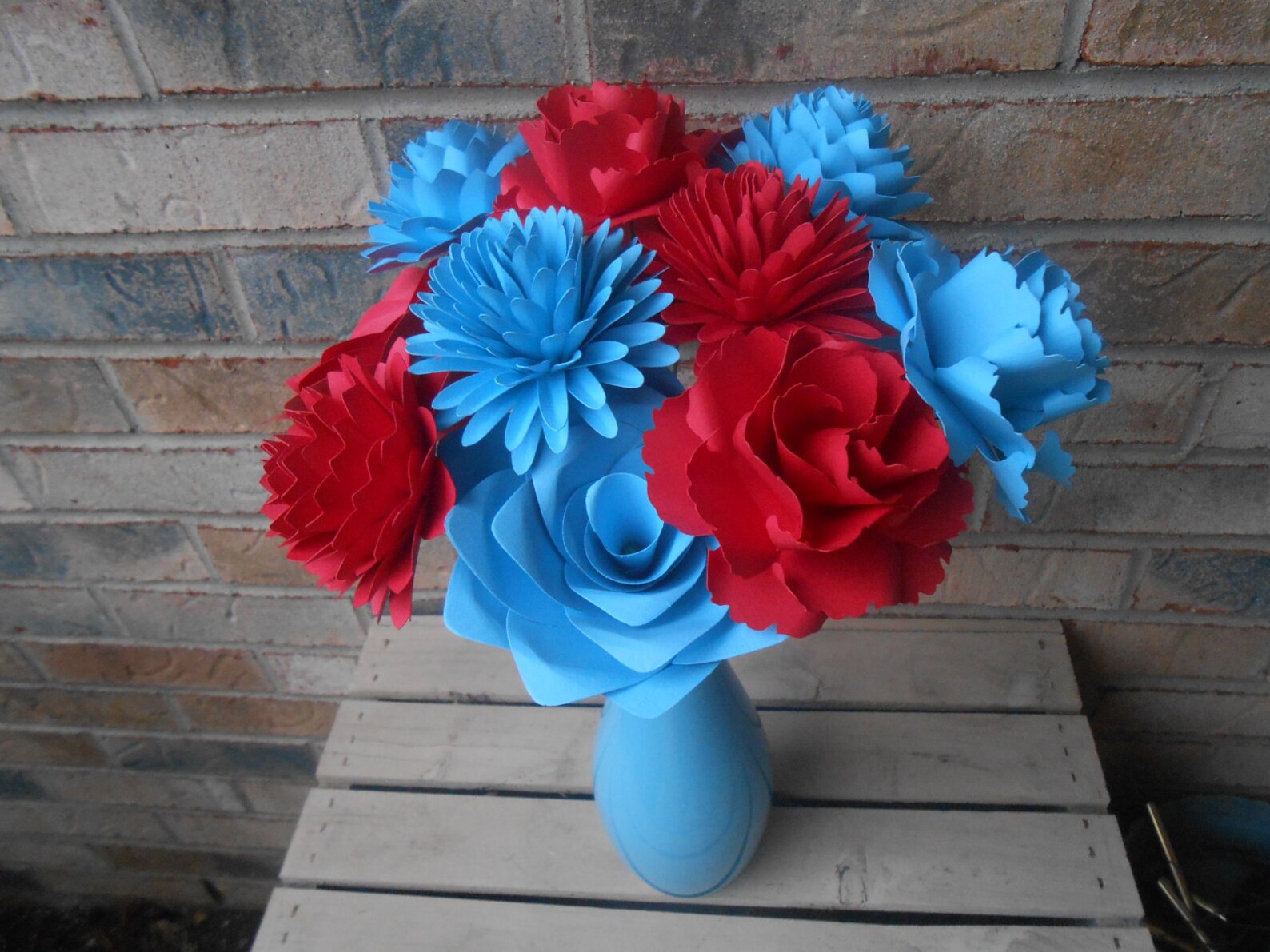Custom Paper Flower Bouquet. CHOOSE YOUR COLORS. Centerpiece - Etsy