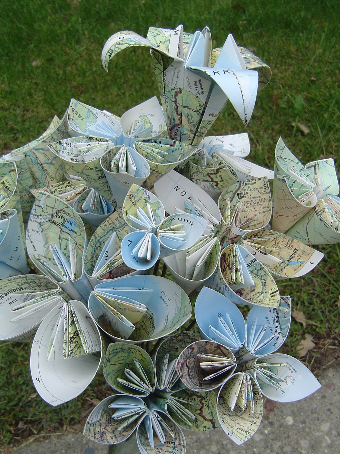 Vintage Map Paper Flower Bouquet. Origami. Gift for Mom, First ...