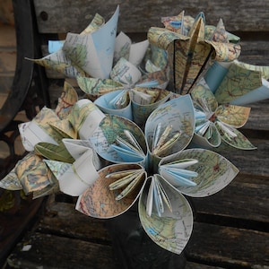 Vintage Map Paper Flower Bouquet. World Maps. Origami Kusudama, Roses ...