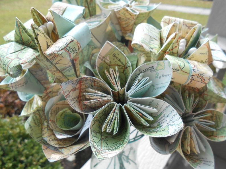 Vintage Map Paper Flower Bouquet, World Map. Origami Paper Flowers ...