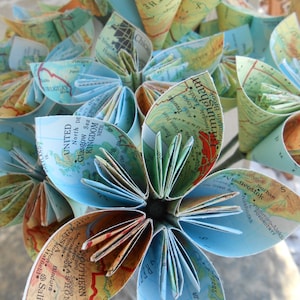 Vintage Map Paper Flower Bouquet, World Map. Origami Paper Flowers ...