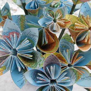 Vintage Map Paper Flower Bouquet, World Map. Origami Paper Flowers ...