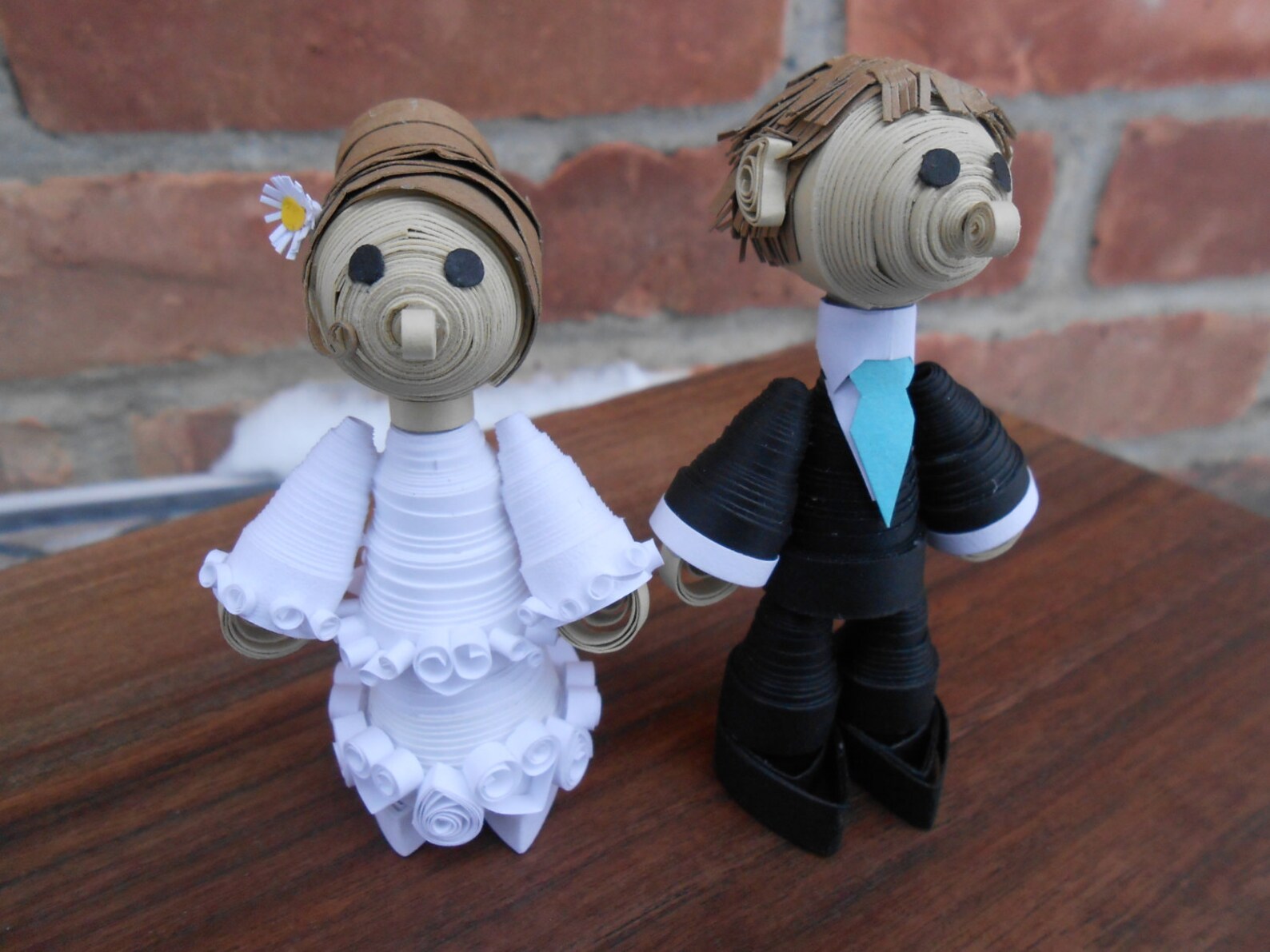 Bride & Groom Paper Cake Topper. Quilled Paper Wedding Decoration ...