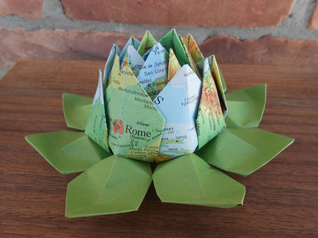 Vintage MAP Origami Lotus. Gift Wedding Decoration Favor - Etsy