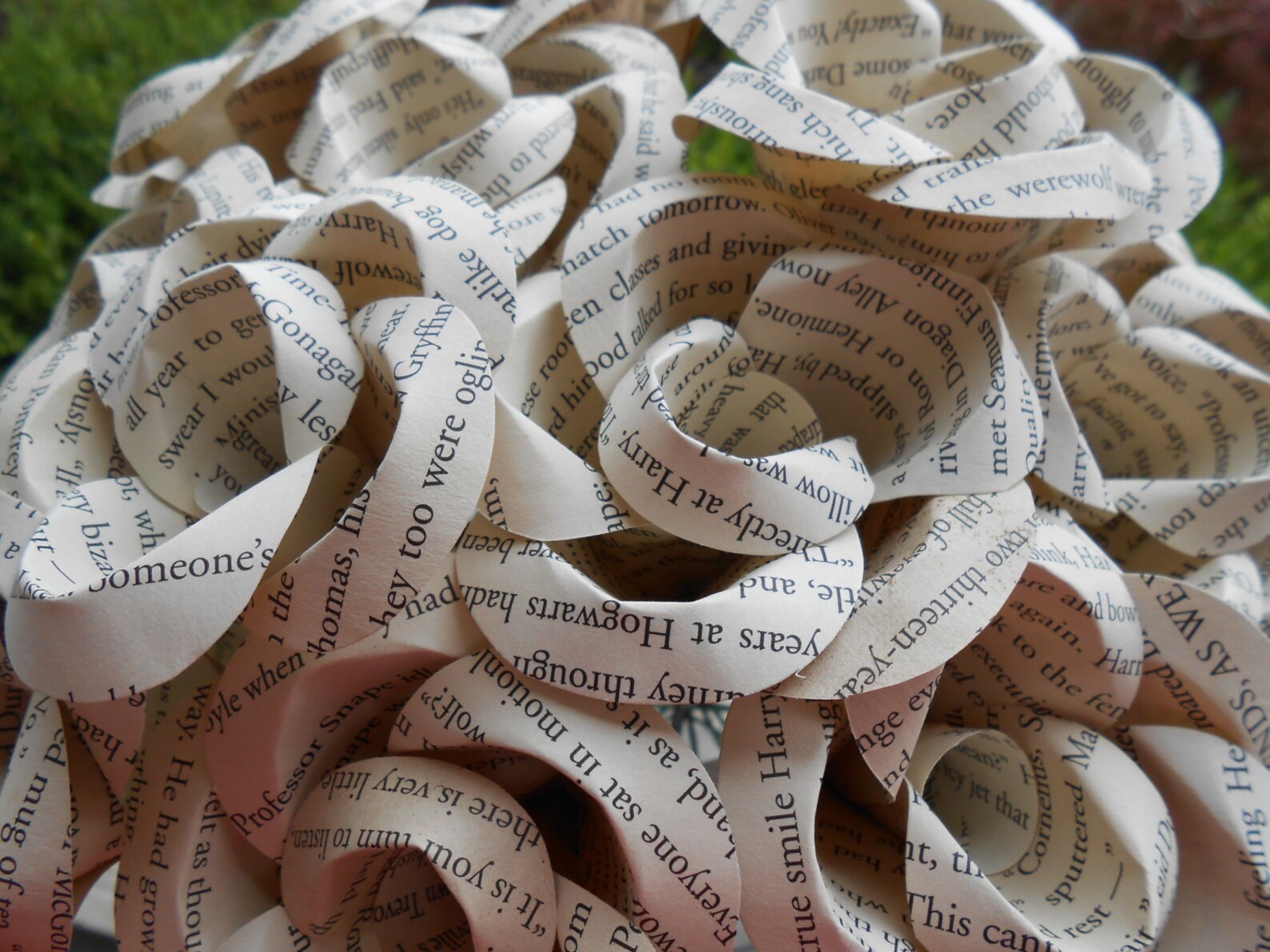 Tea Stained BOOK Dozen Roses. Perfect for First Anniversary - Etsy