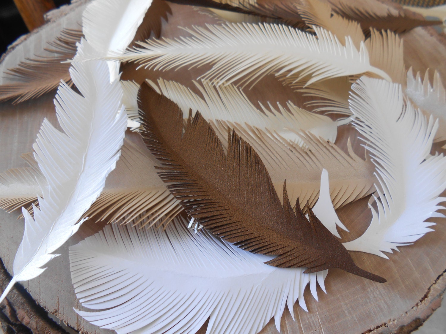 Paper Feathers CHOOSE YOUR COLORS. Wedding Escort Cards | Etsy