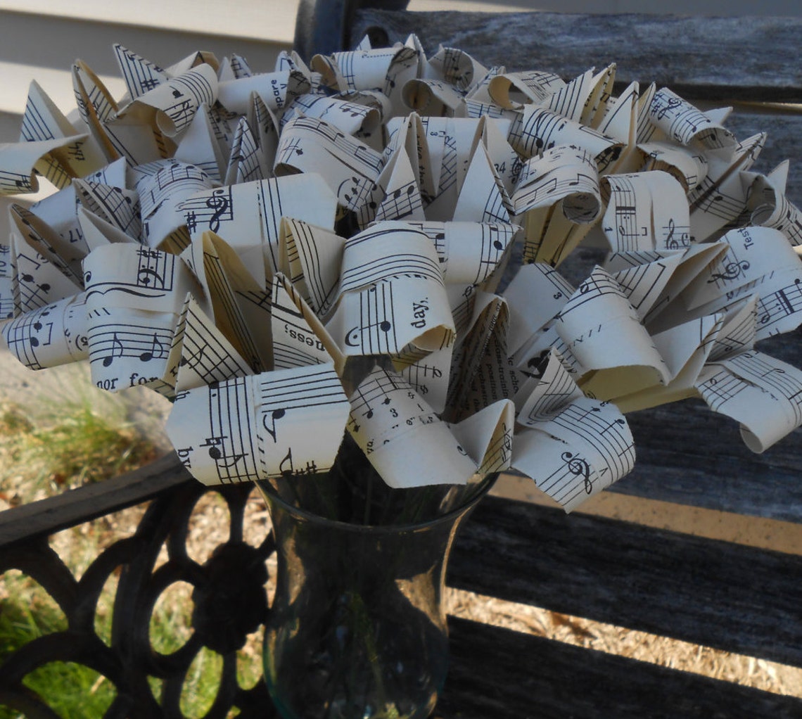 Vintage Sheet Music Lily Bouquet, Upcycled Origami Paper Flower Bouquet ...