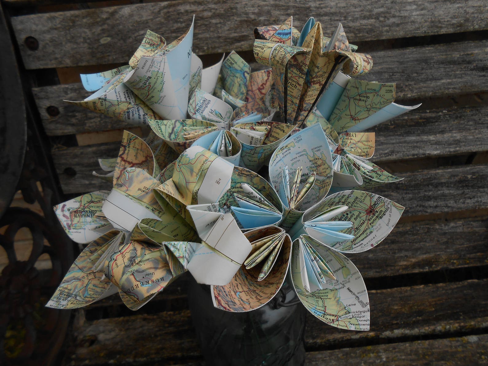 Vintage Map Paper Flower Bouquet. World Maps. Origami | Etsy